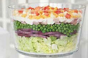 7 layer overnight salad - Recipe Petitchef