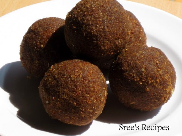 Ariyunda/rice laddu - Recipe Petitchef