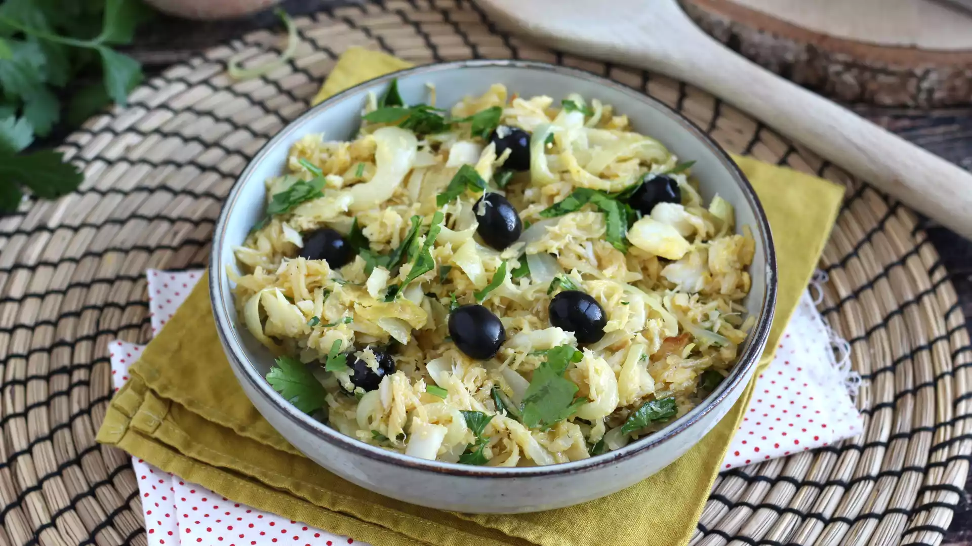 Bacalhau à brás: a simple portuguese cod recipe