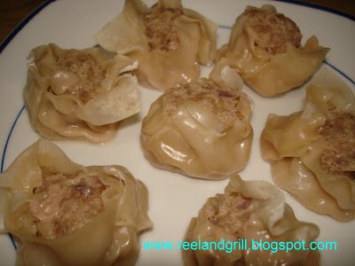 Beef siomai or shaomai a la jhala (beef and vegetable dumpling ...