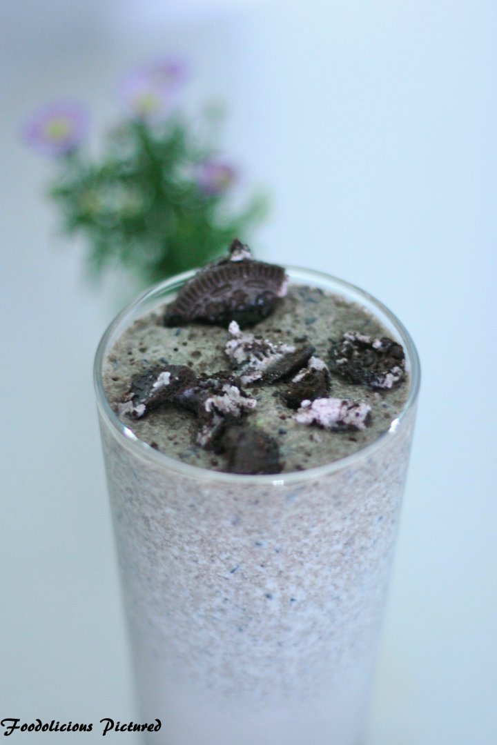 Blueberry-oreo blast recipe: a tasty dessert treat