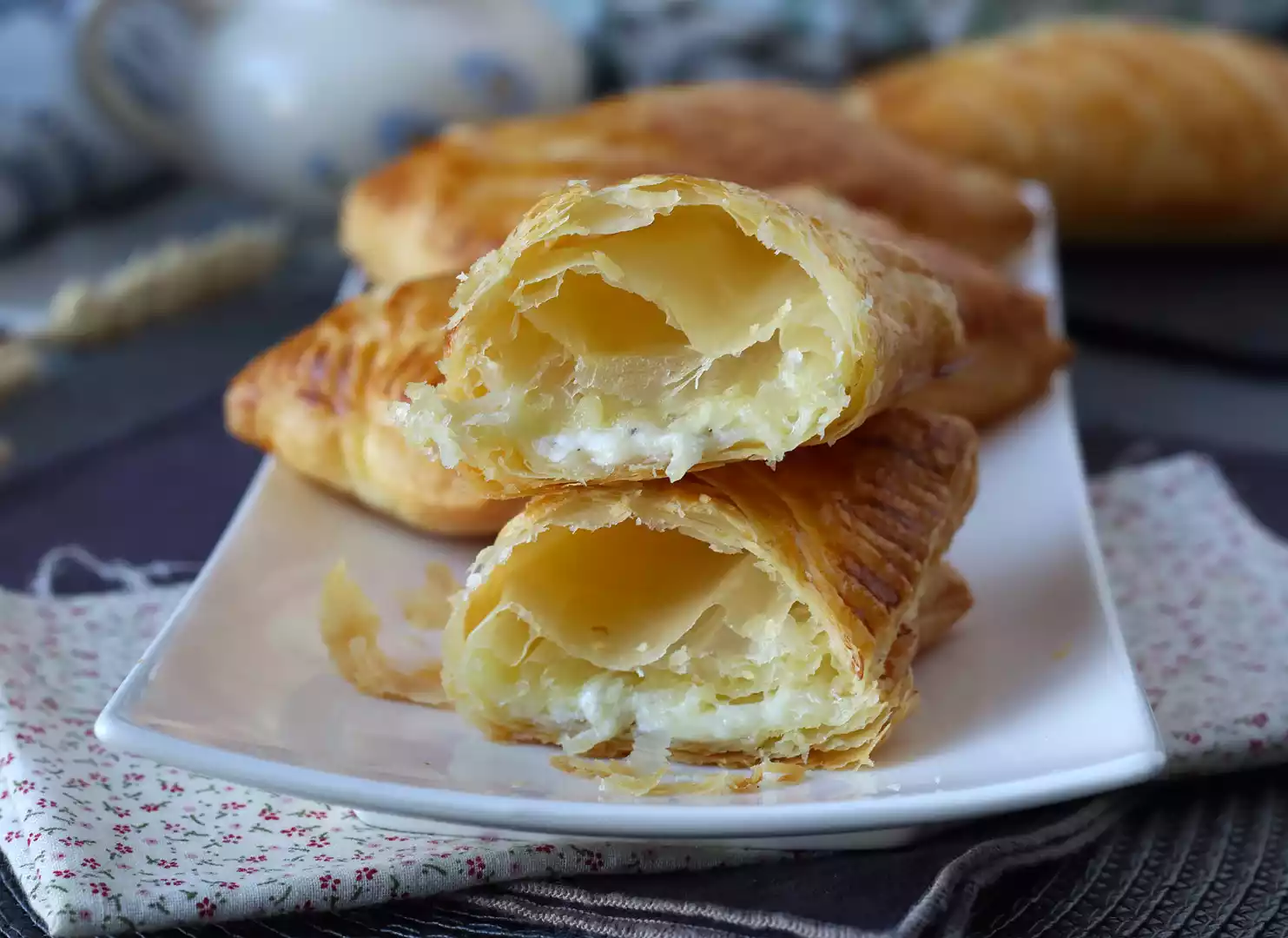 Cheese puff pastries: a simple, nostalgic recipe