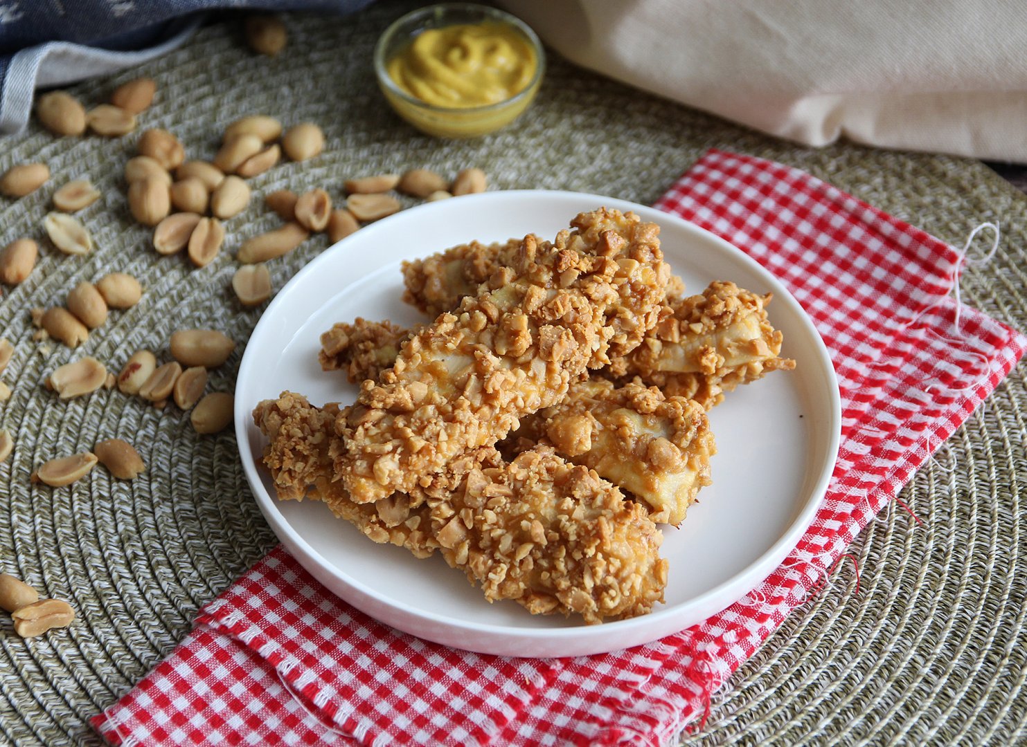 Recipe: chicken breaded with peanuts