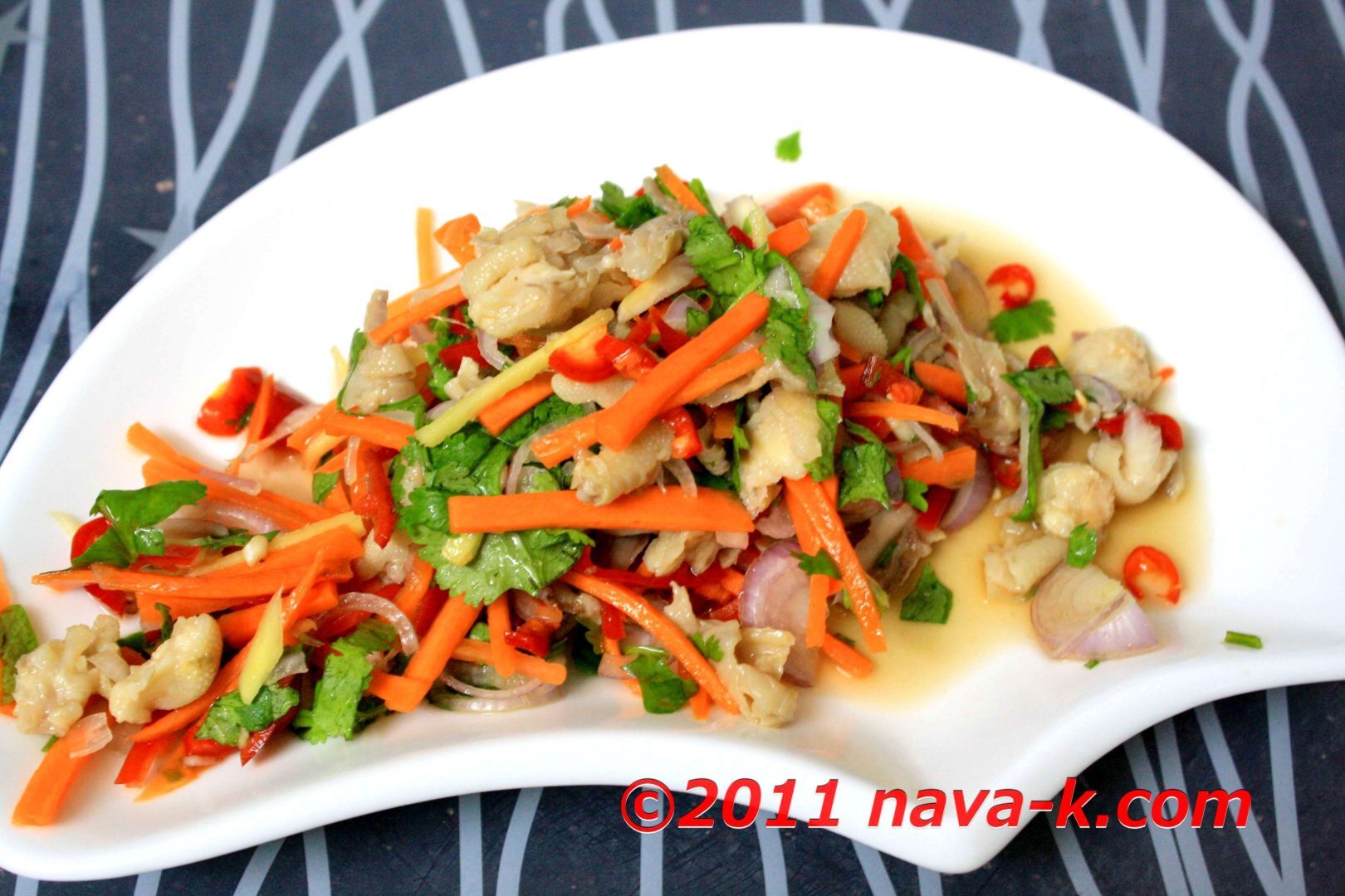 Chicken feet salad (kerabu) - Recipe Petitchef