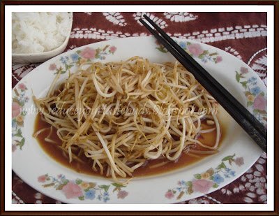 Chinese saucy bean-sprouts stir-fry recipe