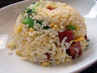 Chopped ham fried rice (khao pad mou ka-pong) - Recipe Petitchef