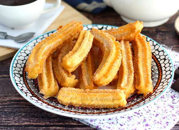 Churros crunchy and light - Recipe Petitchef