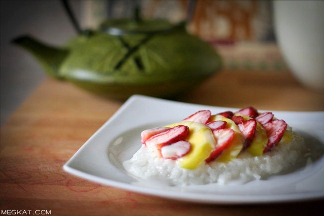 Coconut sticky rice with mango & strawberries recipe