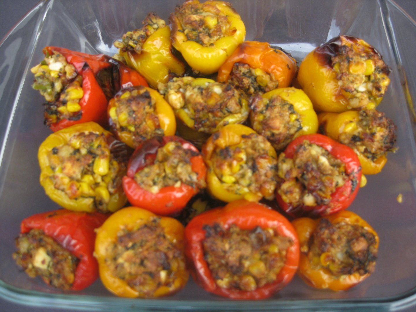 Corn and methi stuffed bell peppers - Recipe Petitchef