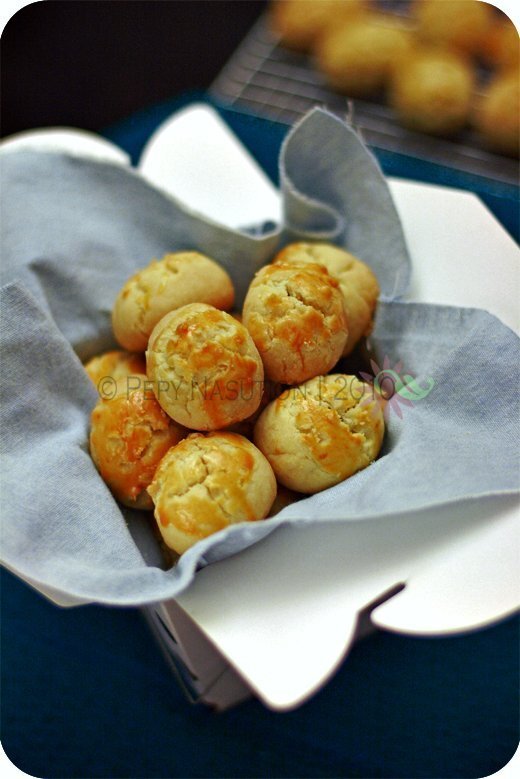 Duri durian(g) - makassarese durian tarts - Recipe Petitchef