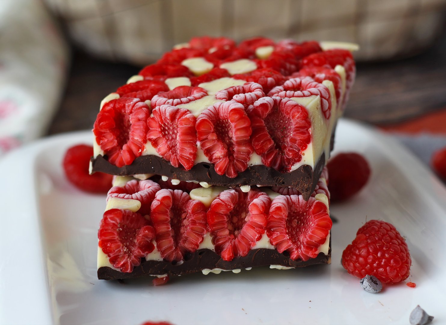 Franui-style chocolate recipe with raspberries and chocolate