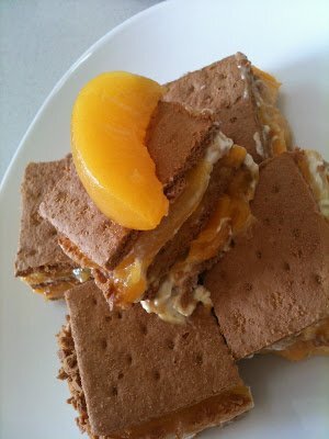 Fruits-graham refrigerator cake recipe