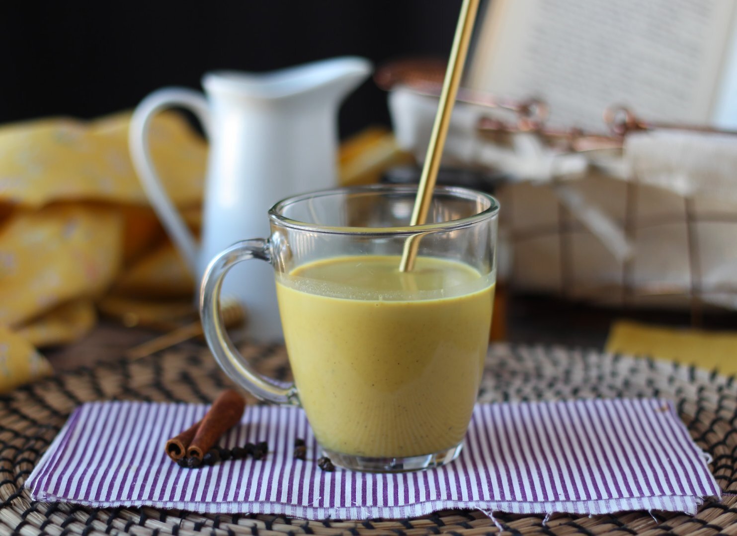 Golden milk recipe: a drink for health and well-being