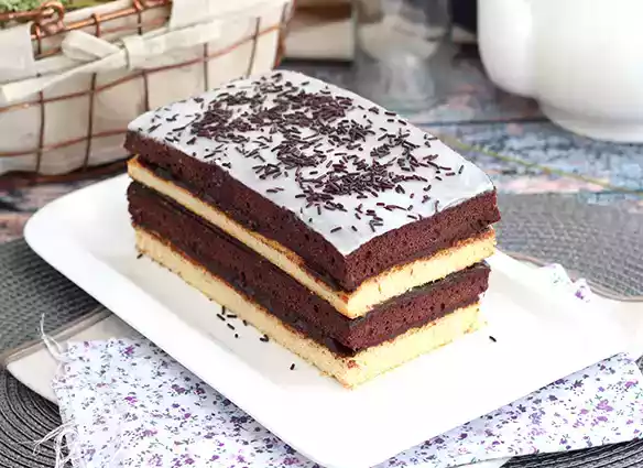 Neapolitan cake recipe homemade