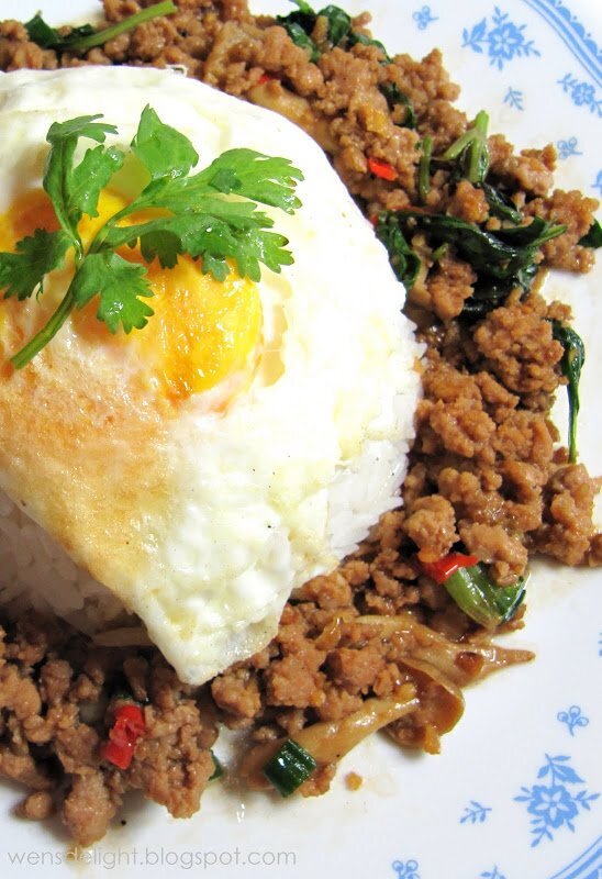 Hot basil minced meat rice recipe