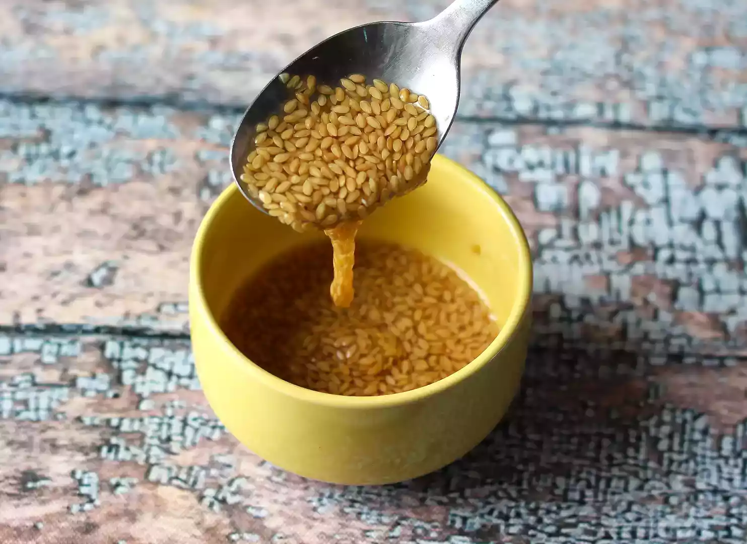 How to prepare flax egg: the perfect vegan substitute for eggs