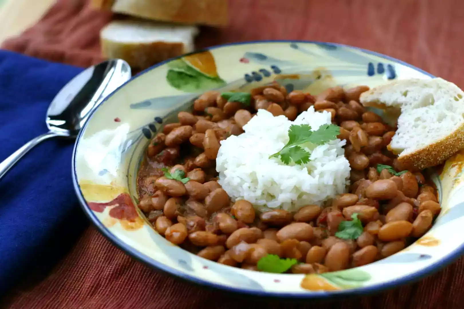 Ecuadorian bean stew recipe - easy & tasty meal prep