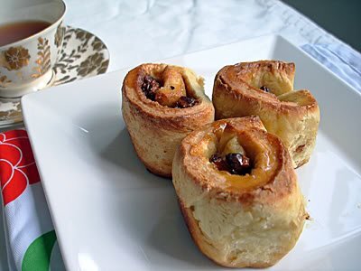 Mini chelsea buns - Recipe Petitchef