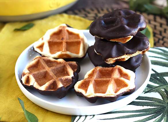 Mini waffles with chocolate - Recipe Petitchef