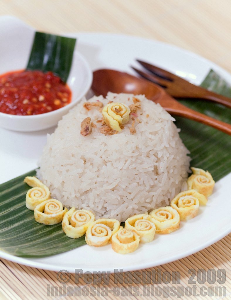 Nasi uduk - betawinese scented coconut rice - Recipe Petitchef