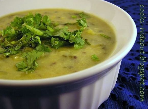 Moong dal with spinach recipe: healthy & easy meal prep