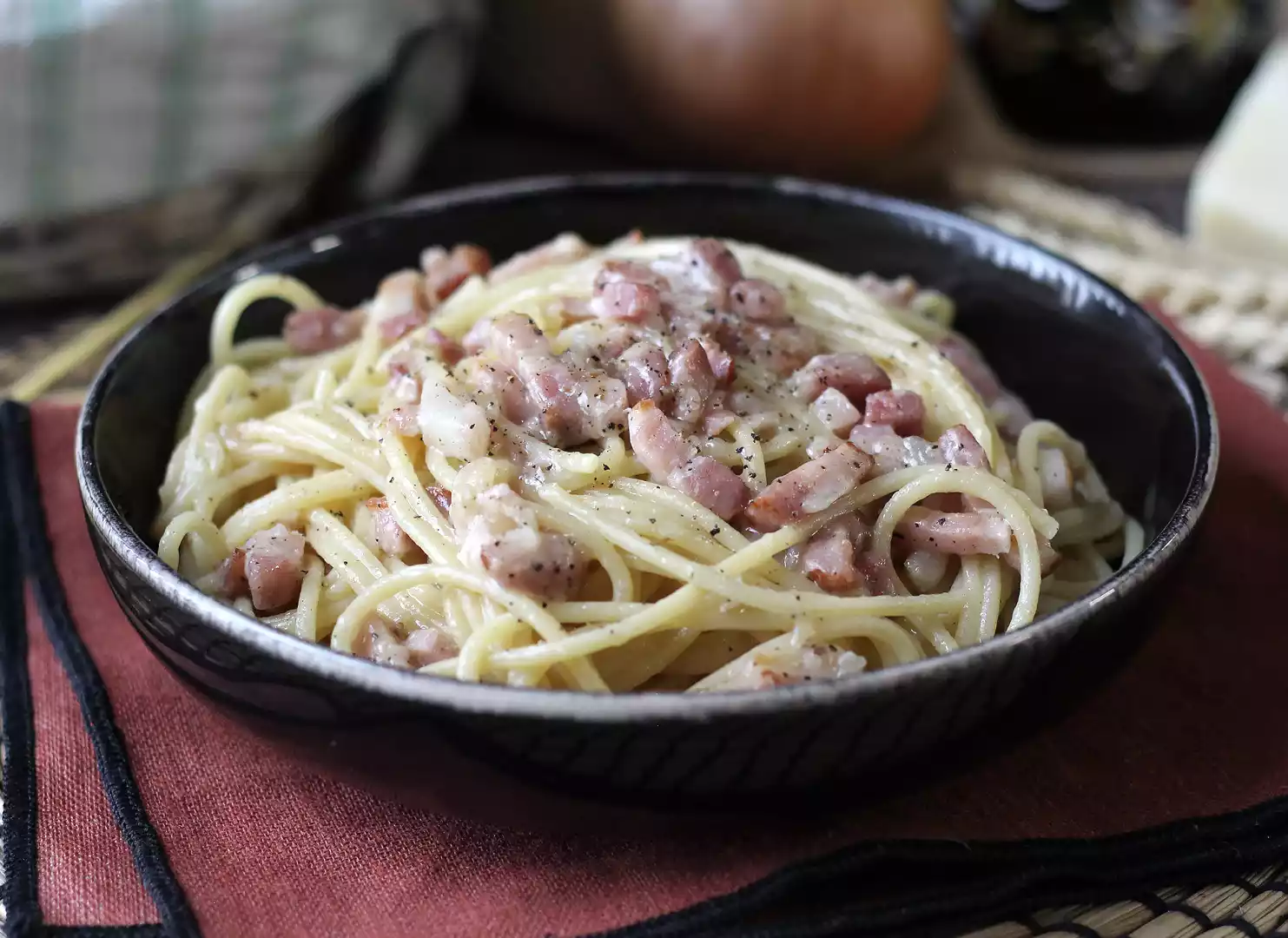 Easy, cheap, and creamy bacon pasta recipe