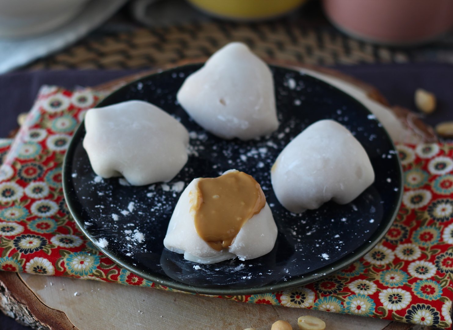 Peanut butter stuffed mochis - Recipe Petitchef