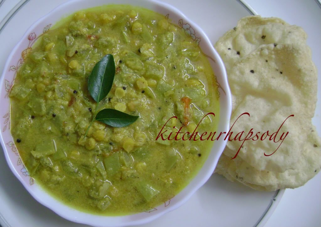 Pudalangai kootu ( snake gourd curry) - Recipe Petitchef