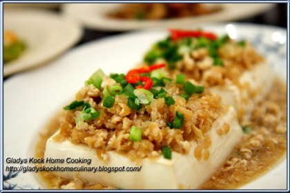 Steamed bean curd with minced meat and radish recipe