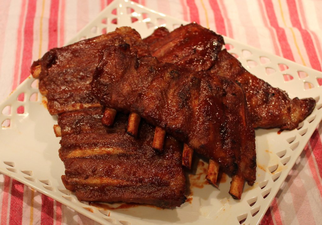 Sticky bourbon & maple glazed pork ribs recipe