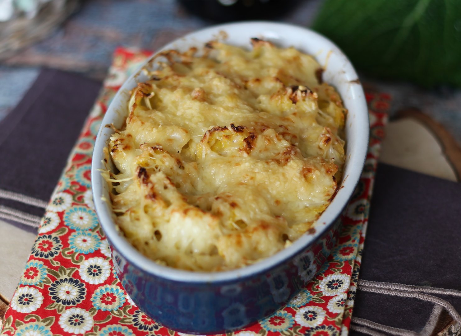Comforting curly kale, béchamel & cheese gratin recipe
