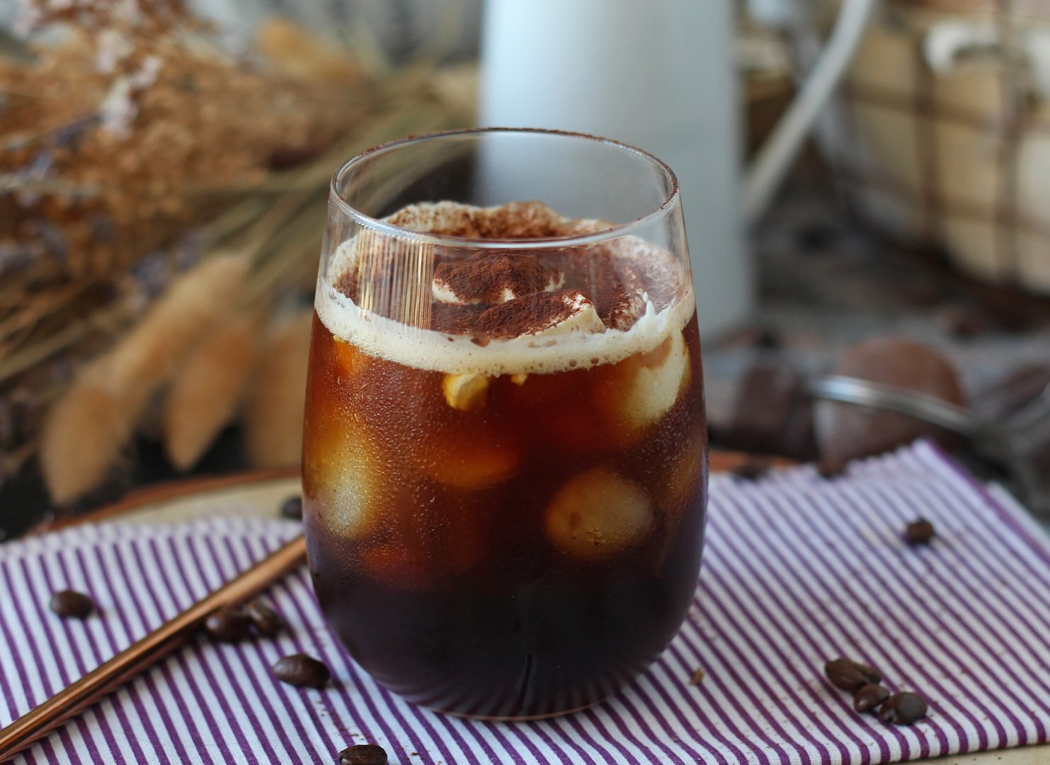 Tiramisu-style iced americano coffee recipe