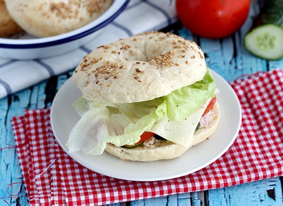 Vegetarian bagel recipe